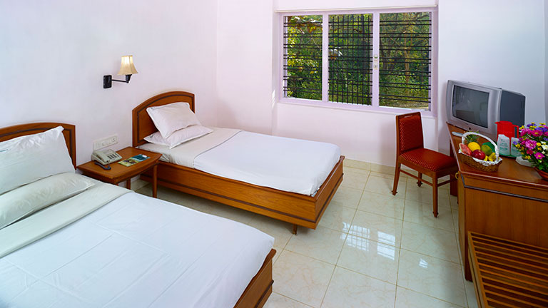 Gallery, Periyar House, Thekkady, KTDC, Kerala, Budget Jungle Lodge,